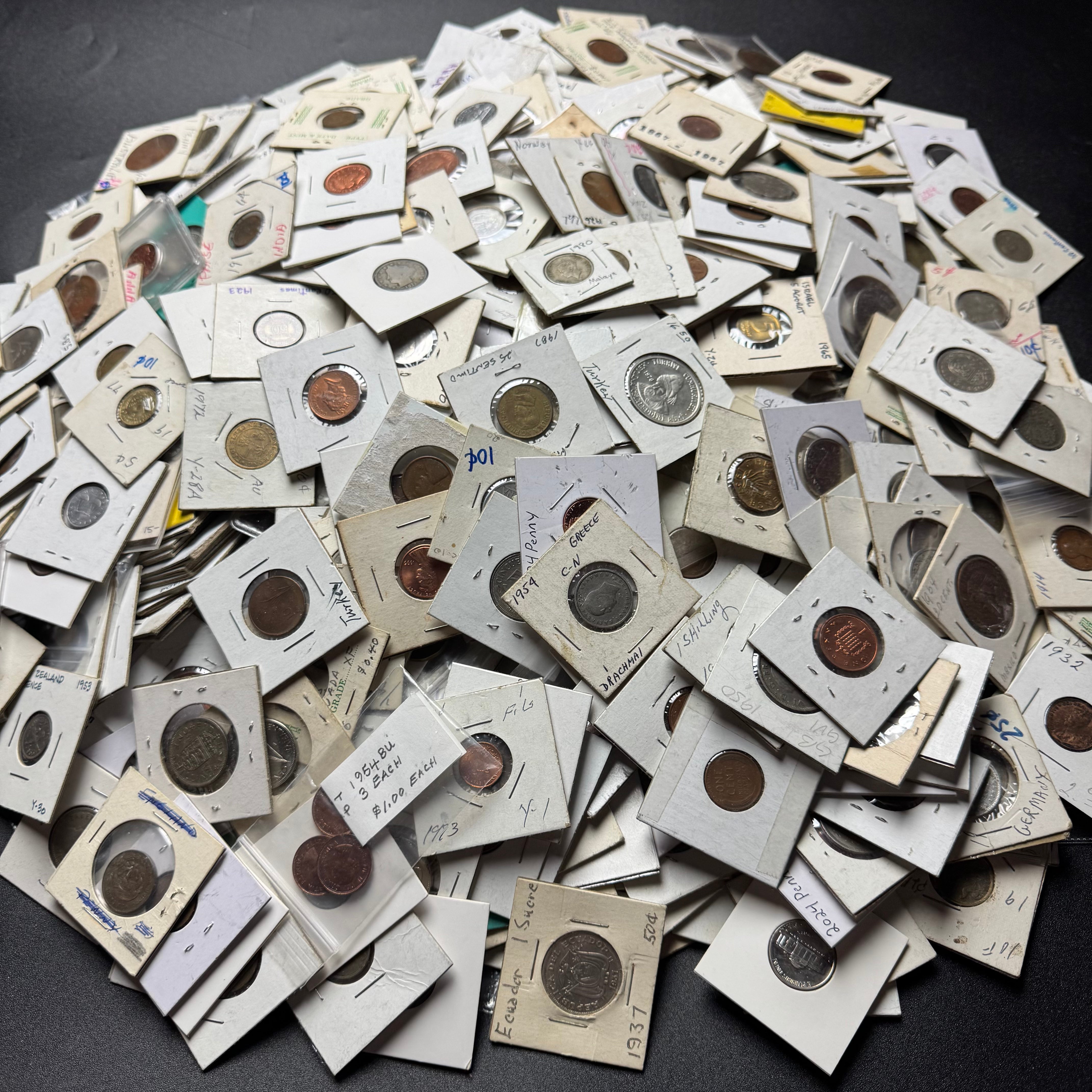 Bulk Lot of Carded Coins – WowHobby